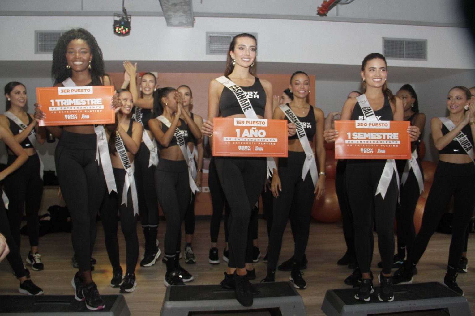 MISS UNIVERSE FIGURA BODYTECH - Les cuento que